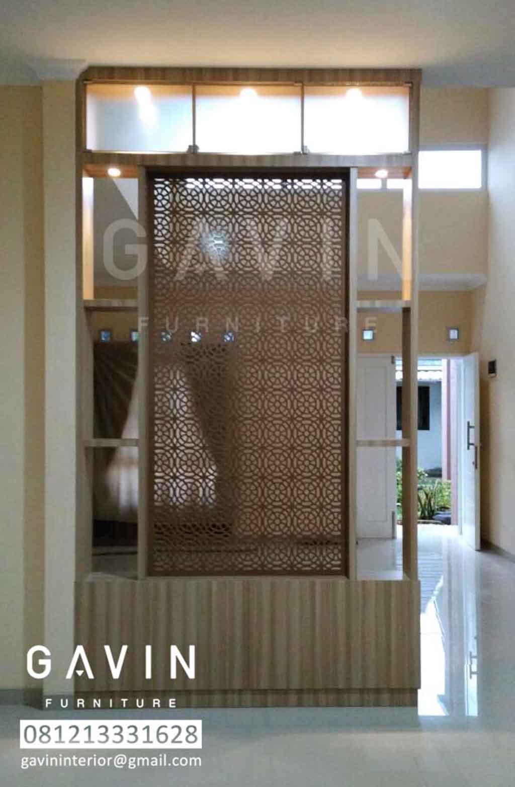 partisi minimalis finishing hpl coklat muda | LemariDapur.net